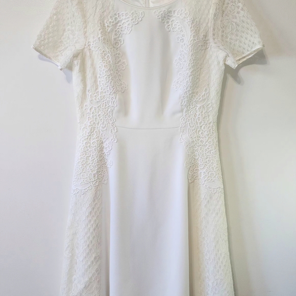 ANTONIO MELANI | Dresses | Antonio Melani White Lace Midi Dress Size 6 ...